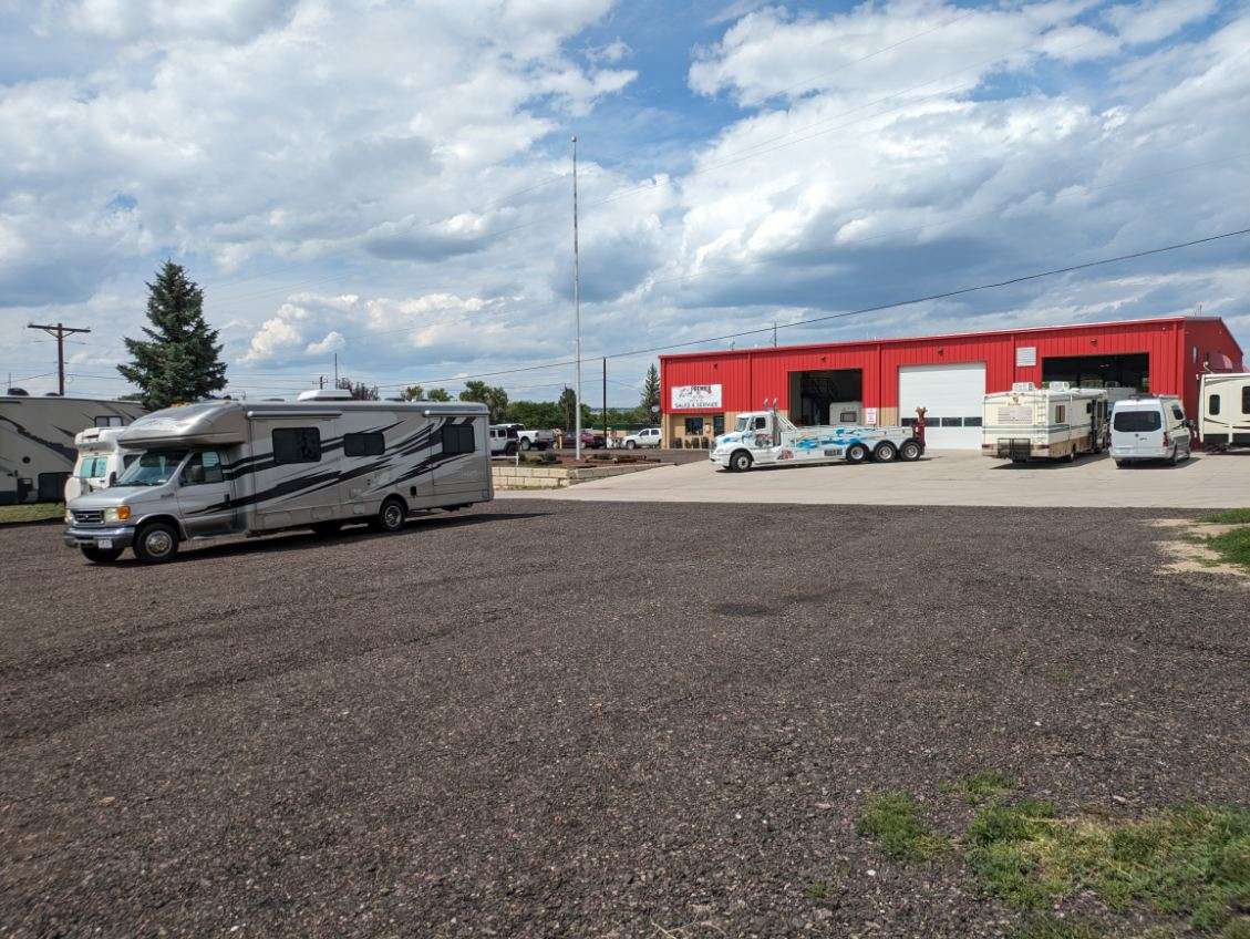 RV Towing - Premier Auto and RV, Inc.